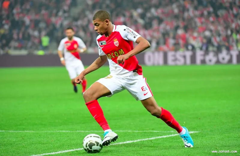 Quel âge pour devenir pro foot