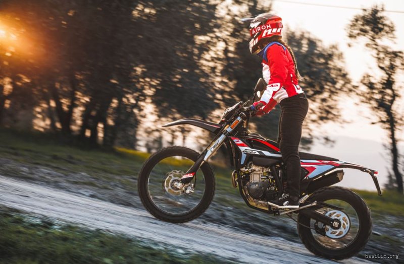 Quelle 125 pour faire du trail